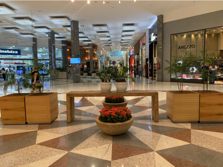 Shopping Uberaba homenageia cidade com arte em papelão e arte urbana ...