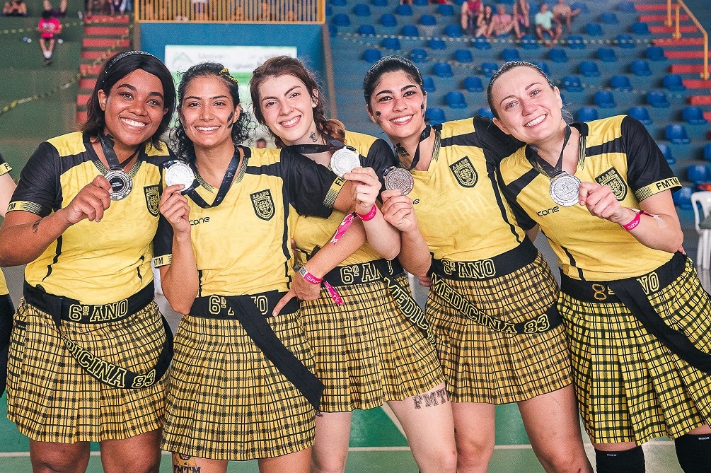 Atléticas de Uberaba se mobilizam para a CIA - Folha de Uberaba